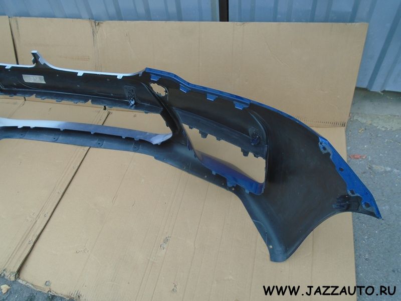 Бампер передний: Бампер передний с отверстиями под датчики парковки б/у ...